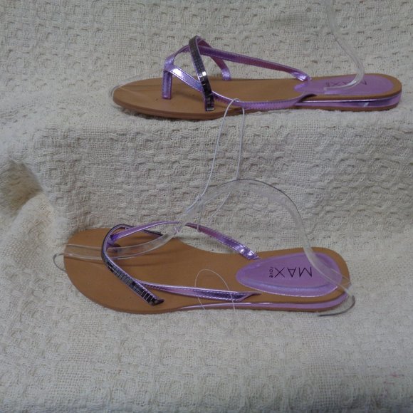 Max Rave | Shoes | Sz 8 Max Rave Flip Flop Flats With Top Strap | Poshmark